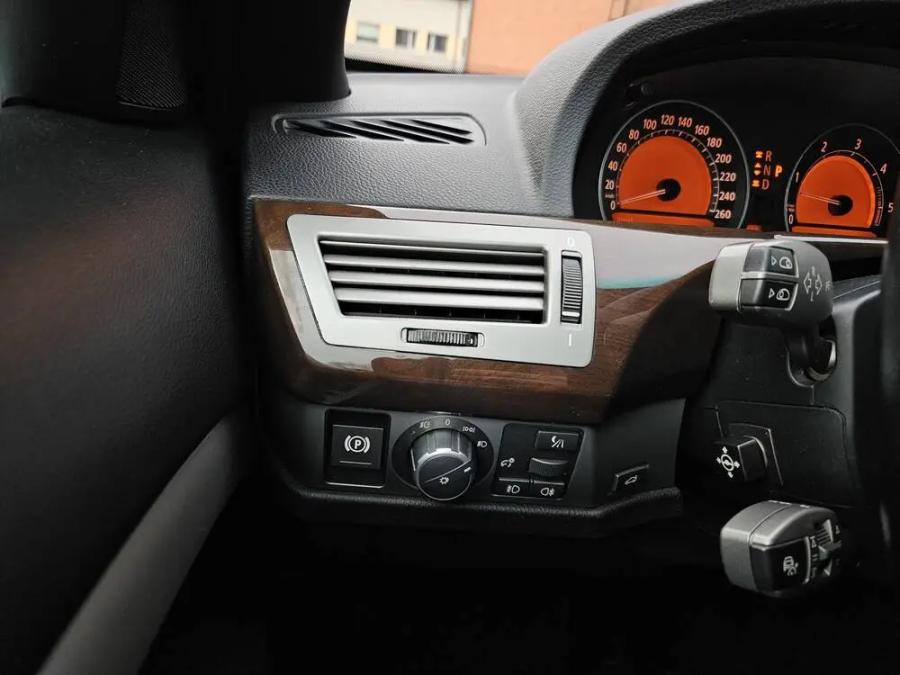 Черный БМВ 730 2008 в Екабпилс, объемом двигателя 3.00 л и пробегом 339 тыс. км за 5490 €, фото 27 на AUTOMOTO.COM.LV