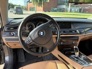 Black BMW 730 2008 in Klaipeda, with an engine capacity of 2.99 L and mileage of 399 thousand km for 6800 €, photo 10 on AUTOMOTO.COM.LV