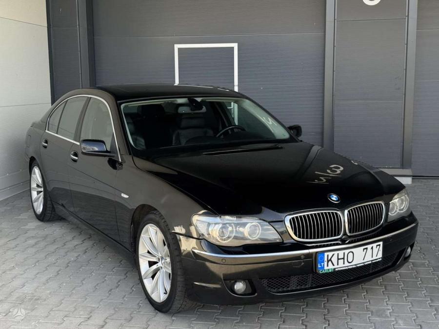 Black BMW 730 2008 in Vilnius, with an engine capacity of 2.99 L and mileage of 349 thousand km for 5400 €, photo 1 on AUTOMOTO.COM.LV