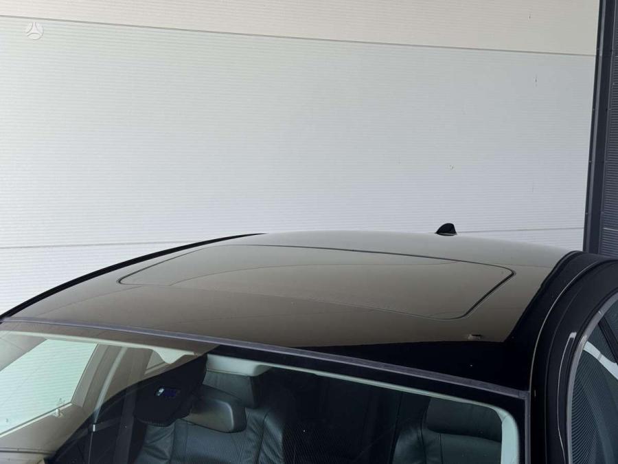 Black BMW 730 2008 in Vilnius, with an engine capacity of 2.99 L and mileage of 349 thousand km for 5400 €, photo 14 on AUTOMOTO.COM.LV