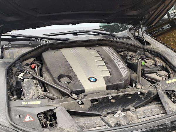 Black BMW 730 2009 in Panevezys, with an engine capacity of 2.99 L and mileage of 216 thousand km for 9333 €, photo 11 on AUTOMOTO.COM.LV