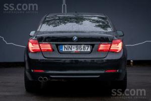 Black BMW 730 2009 in Riga, with an engine capacity of 3.00 L and mileage of 341 thousand km for 9990 €, photo 8 on AUTOMOTO.COM.LV
