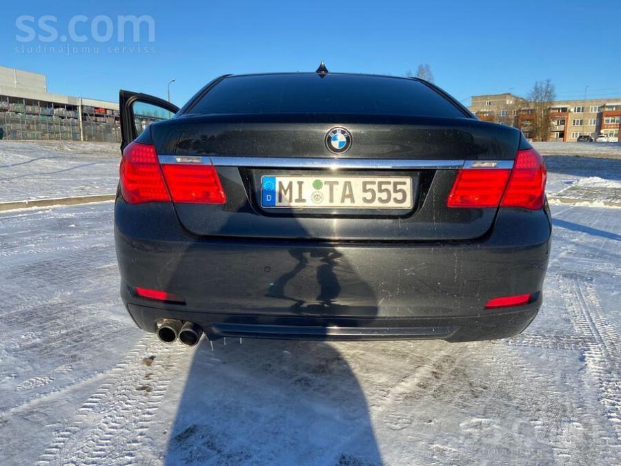 Melns BMW 730 2009 Jēkabpils, ar dzinēja tilpumu 3.00 L un nobraukumu 303 tūkst. km par 7200 €, foto 6 vietnē AUTOMOTO.COM.LV