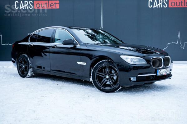 Melns BMW 730 2009 Rīga, ar dzinēja tilpumu 3.00 L un nobraukumu 372 tūkst. km par 9990 €, foto 3 vietnē AUTOMOTO.COM.LV