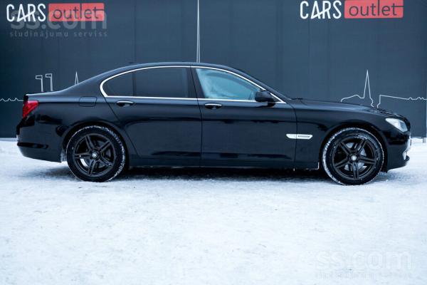 Melns BMW 730 2009 Rīga, ar dzinēja tilpumu 3.00 L un nobraukumu 372 tūkst. km par 9990 €, foto 4 vietnē AUTOMOTO.COM.LV