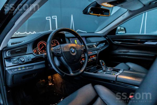 Melns BMW 730 2009 Rīga, ar dzinēja tilpumu 3.00 L un nobraukumu 372 tūkst. km par 9990 €, foto 9 vietnē AUTOMOTO.COM.LV