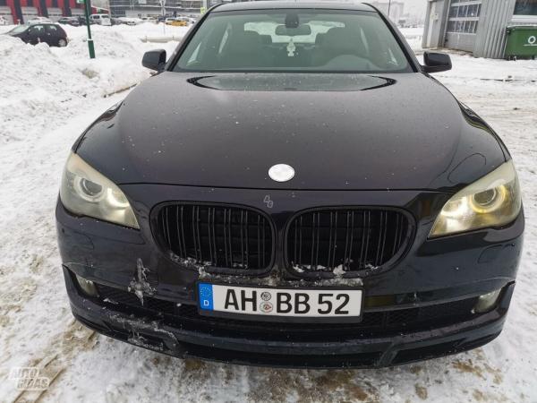 Black BMW 730 2009 in Kaunas, with an engine capacity of 3.00 L and mileage of 253 thousand km for 9500 €, photo 1 on AUTOMOTO.COM.LV