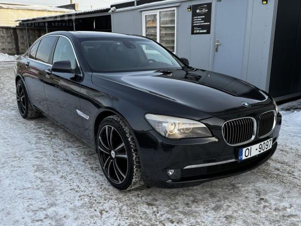 Melns BMW 730 2009 Daugavpils, ar dzinēja tilpumu 3.00 L un nobraukumu 0 tūkst. km par 9500 €, foto 1 vietnē AUTOMOTO.COM.LV