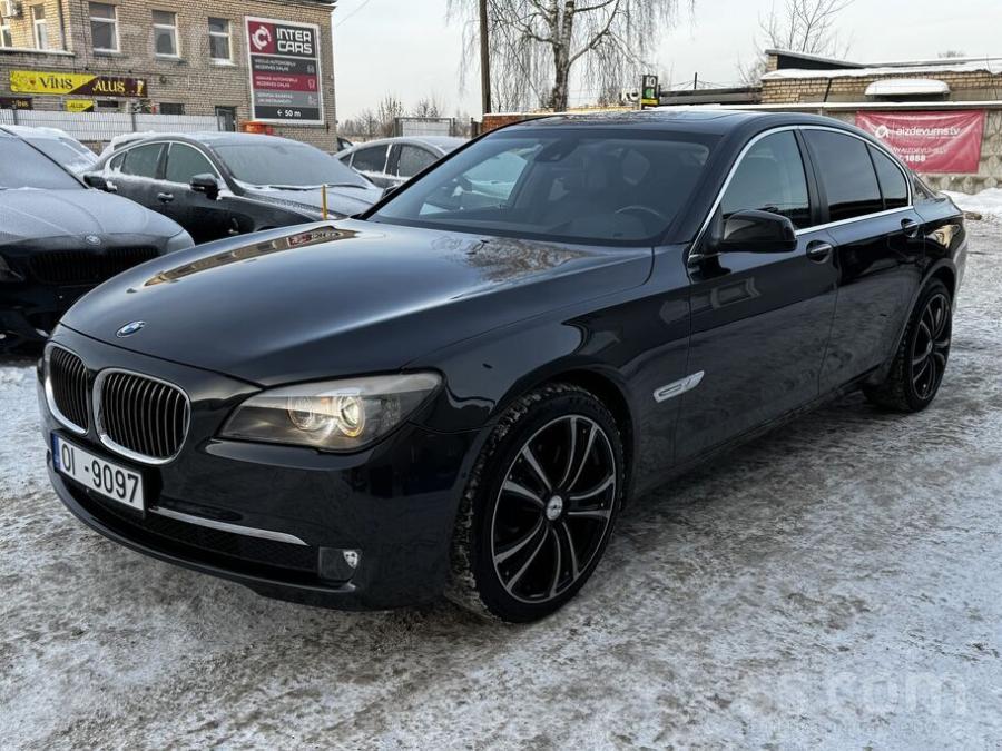 Melns BMW 730 2009 Daugavpils, ar dzinēja tilpumu 3.00 L un nobraukumu 0 tūkst. km par 9500 €, foto 3 vietnē AUTOMOTO.COM.LV