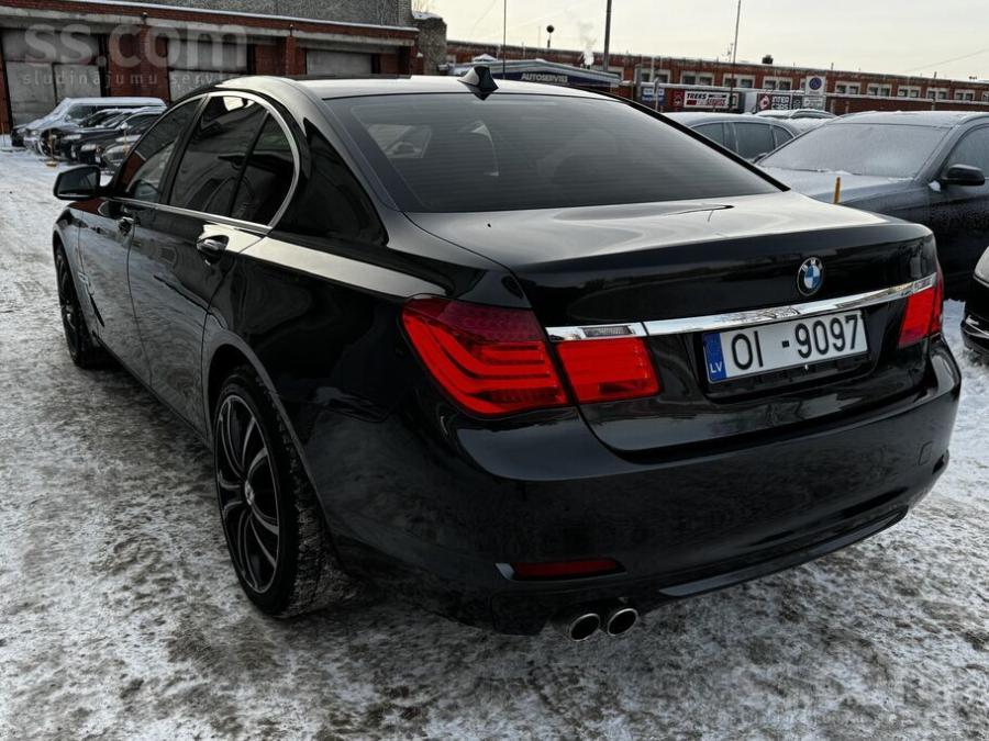 Melns BMW 730 2009 Daugavpils, ar dzinēja tilpumu 3.00 L un nobraukumu 0 tūkst. km par 9500 €, foto 4 vietnē AUTOMOTO.COM.LV