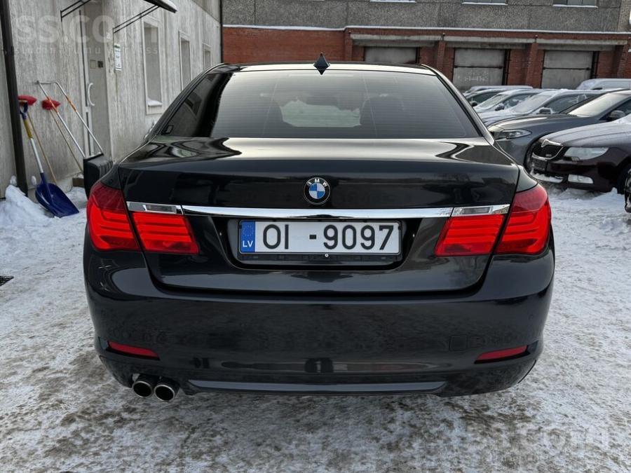Melns BMW 730 2009 Daugavpils, ar dzinēja tilpumu 3.00 L un nobraukumu 0 tūkst. km par 9500 €, foto 5 vietnē AUTOMOTO.COM.LV
