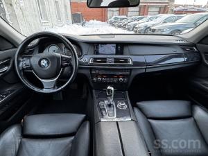 Melns BMW 730 2009 Daugavpils, ar dzinēja tilpumu 3.00 L un nobraukumu 0 tūkst. km par 9500 €, foto 16 vietnē AUTOMOTO.COM.LV