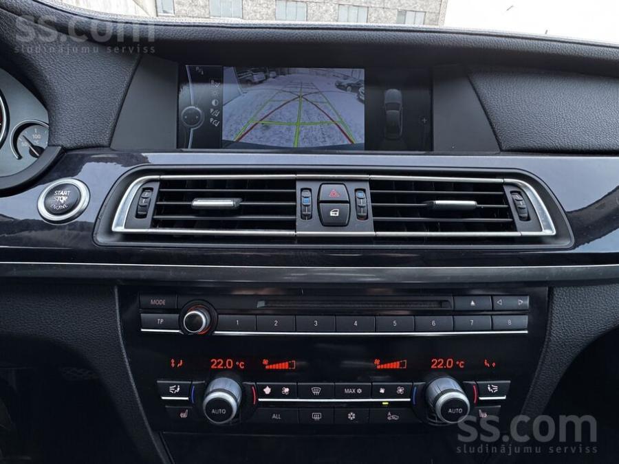 Melns BMW 730 2009 Daugavpils, ar dzinēja tilpumu 3.00 L un nobraukumu 0 tūkst. km par 9500 €, foto 28 vietnē AUTOMOTO.COM.LV