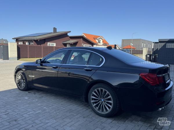 Melns BMW 730 2009 Klaipėda, ar dzinēja tilpumu 3.00 L un nobraukumu 351 tūkst. km par 10000 €, foto 1 vietnē AUTOMOTO.COM.LV