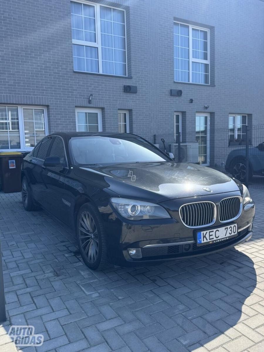 Melns BMW 730 2009 Klaipėda, ar dzinēja tilpumu 3.00 L un nobraukumu 351 tūkst. km par 10000 €, foto 3 vietnē AUTOMOTO.COM.LV