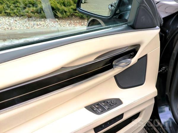 Black BMW 730 2009 in Riga, with an engine capacity of 3.00 L and mileage of 338 thousand km for 9500 €, photo 9 on AUTOMOTO.COM.LV