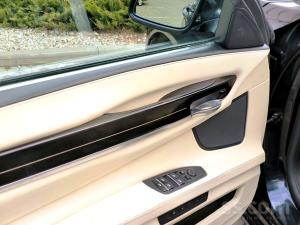 Black BMW 730 2009 in Riga, with an engine capacity of 3.00 L and mileage of 338 thousand km for 9500 €, photo 10 on AUTOMOTO.COM.LV