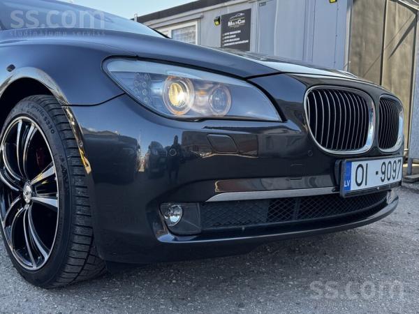 Melns BMW 730 2009 Daugavpils, ar dzinēja tilpumu 3.00 L un nobraukumu 0 tūkst. km par 9500 €, foto 9 vietnē AUTOMOTO.COM.LV