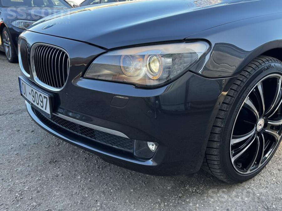 Melns BMW 730 2009 Daugavpils, ar dzinēja tilpumu 3.00 L un nobraukumu 0 tūkst. km par 9500 €, foto 12 vietnē AUTOMOTO.COM.LV