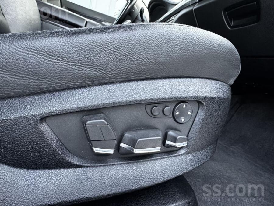 Melns BMW 730 2009 Daugavpils, ar dzinēja tilpumu 3.00 L un nobraukumu 0 tūkst. km par 9500 €, foto 23 vietnē AUTOMOTO.COM.LV