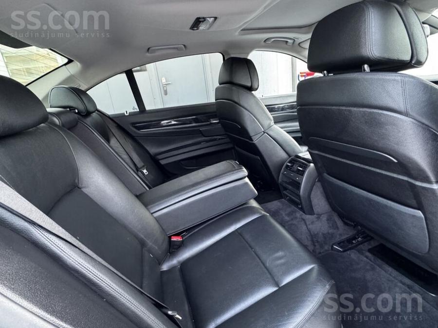 Melns BMW 730 2009 Daugavpils, ar dzinēja tilpumu 3.00 L un nobraukumu 0 tūkst. km par 9500 €, foto 26 vietnē AUTOMOTO.COM.LV