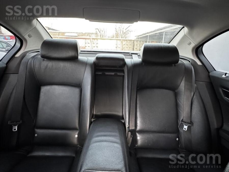 Melns BMW 730 2009 Daugavpils, ar dzinēja tilpumu 3.00 L un nobraukumu 0 tūkst. km par 9500 €, foto 27 vietnē AUTOMOTO.COM.LV