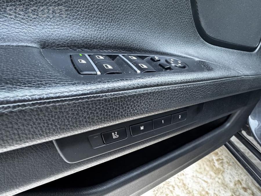 Melns BMW 730 2009 Daugavpils, ar dzinēja tilpumu 3.00 L un nobraukumu 0 tūkst. km par 9500 €, foto 30 vietnē AUTOMOTO.COM.LV