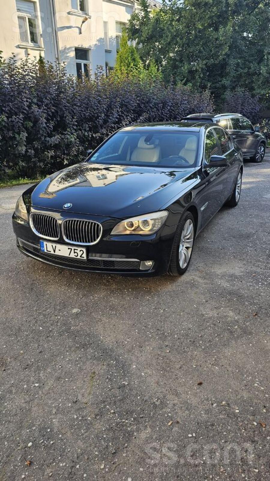 Melns BMW 730 2009 Rīga, ar dzinēja tilpumu 3.00 L un nobraukumu 290 tūkst. km par 8999 €, foto 5 vietnē AUTOMOTO.COM.LV
