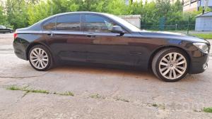 Black BMW 730 2009 in Daugavpils, with an engine capacity of 3.00 L and mileage of 291 thousand km for 9700 €, photo 26 on AUTOMOTO.COM.LV