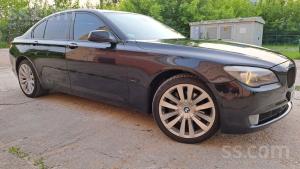 Black BMW 730 2009 in Daugavpils, with an engine capacity of 3.00 L and mileage of 291 thousand km for 9700 €, photo 30 on AUTOMOTO.COM.LV