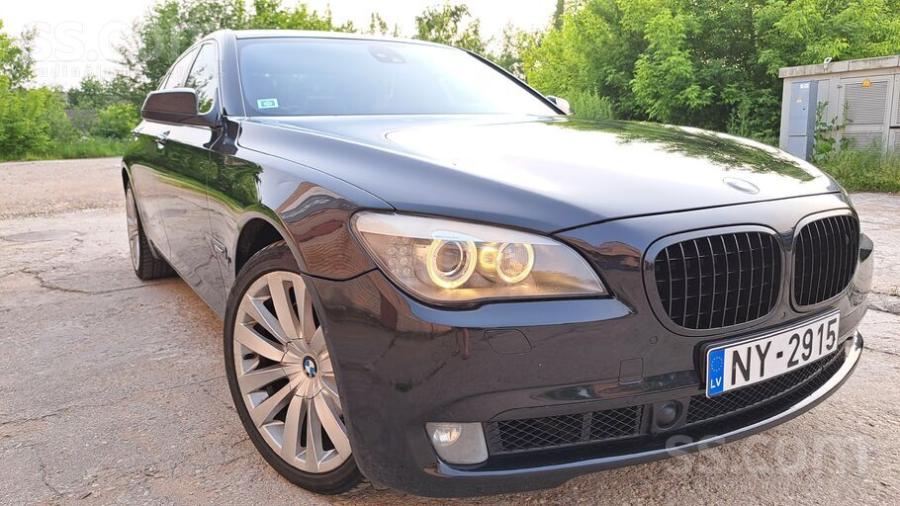 Black BMW 730 2009 in Daugavpils, with an engine capacity of 3.00 L and mileage of 291 thousand km for 9700 €, photo 31 on AUTOMOTO.COM.LV