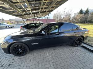 Melns BMW 730 2009 Kauņa, ar dzinēja tilpumu 3.00 L un nobraukumu 335 tūkst. km par 10000 €, foto 8 vietnē AUTOMOTO.COM.LV