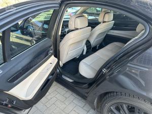 Melns BMW 730 2009 Kauņa, ar dzinēja tilpumu 3.00 L un nobraukumu 335 tūkst. km par 10000 €, foto 14 vietnē AUTOMOTO.COM.LV