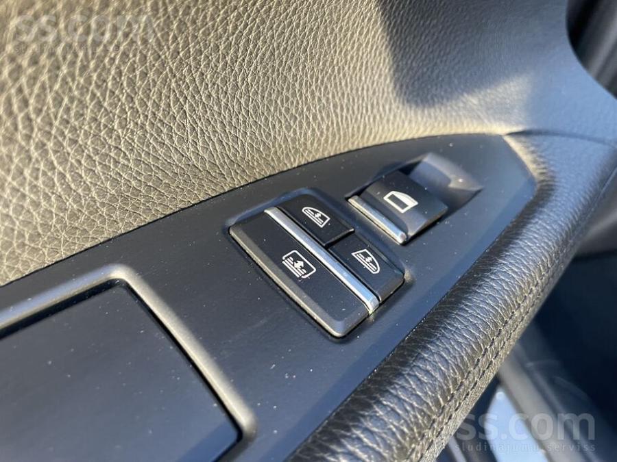 Melns BMW 730 2009 Ventspils, ar dzinēja tilpumu 3.00 L un nobraukumu 255 tūkst. km par 8700 €, foto 12 vietnē AUTOMOTO.COM.LV