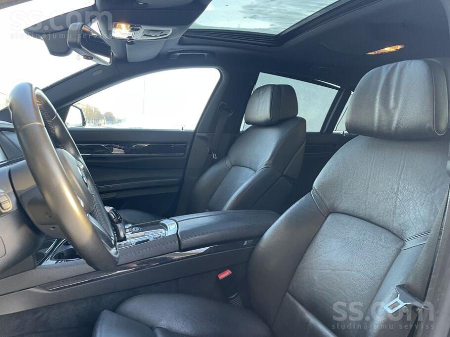 Melns BMW 730 2009 Ventspils, ar dzinēja tilpumu 3.00 L un nobraukumu 255 tūkst. km par 8700 €, foto 13 vietnē AUTOMOTO.COM.LV