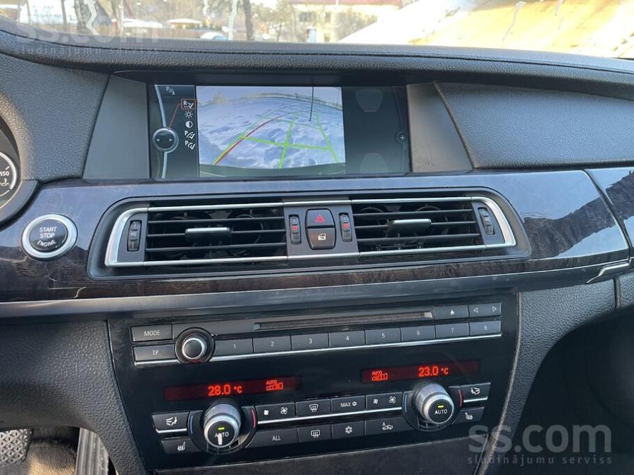 Melns BMW 730 2009 Ventspils, ar dzinēja tilpumu 3.00 L un nobraukumu 255 tūkst. km par 8700 €, foto 15 vietnē AUTOMOTO.COM.LV