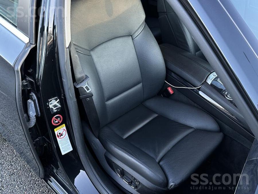Melns BMW 730 2009 Liepāja, ar dzinēja tilpumu 3.00 L un nobraukumu 267 tūkst. km par 8700 €, foto 16 vietnē AUTOMOTO.COM.LV