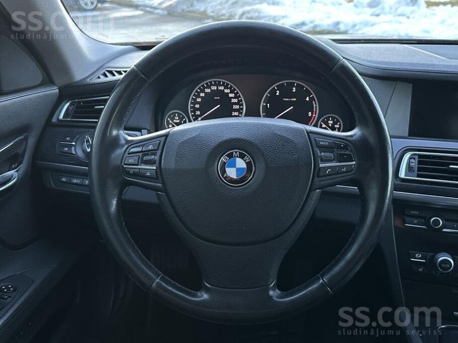 Melns BMW 730 2009 Liepāja, ar dzinēja tilpumu 3.00 L un nobraukumu 267 tūkst. km par 8700 €, foto 18 vietnē AUTOMOTO.COM.LV
