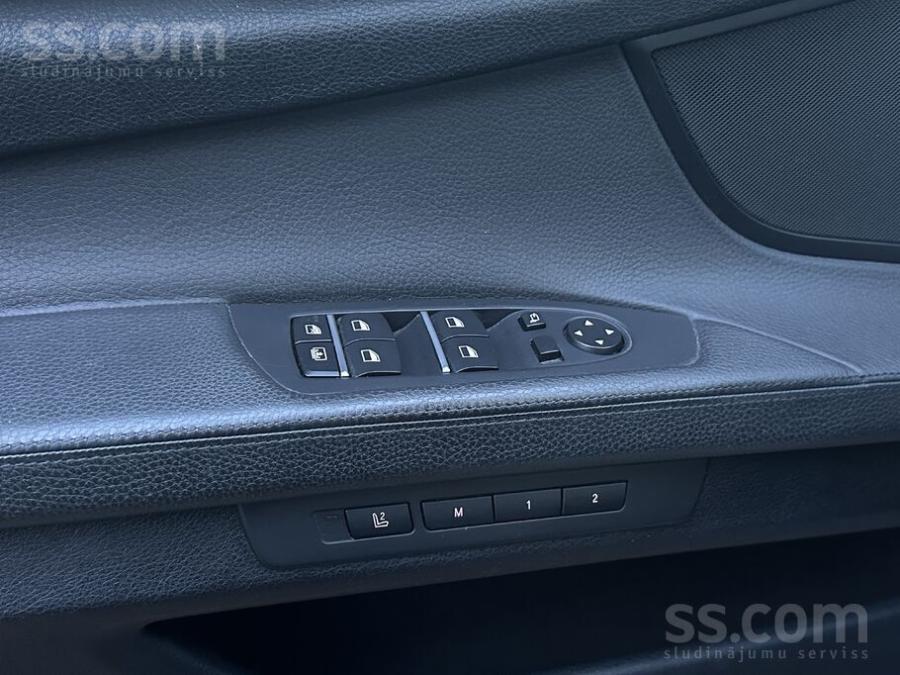 Melns BMW 730 2009 Liepāja, ar dzinēja tilpumu 3.00 L un nobraukumu 267 tūkst. km par 8700 €, foto 20 vietnē AUTOMOTO.COM.LV