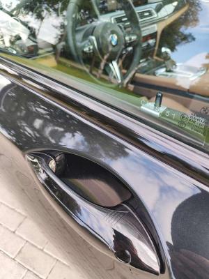 Black BMW 730 2009 in Vilnius, with an engine capacity of 3.00 L and mileage of 301 thousand km for 9650 €, photo 15 on AUTOMOTO.COM.LV