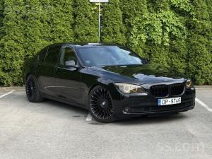 Black BMW 730 2009 in Riga, with an engine capacity of 3.00 L and mileage of 336 thousand km for 9900 €, photo  on AUTOMOTO.COM.LV