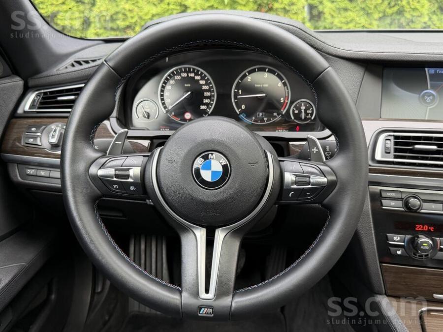 Black BMW 730 2009 in Riga, with an engine capacity of 3.00 L and mileage of 336 thousand km for 9900 €, photo 21 on AUTOMOTO.COM.LV