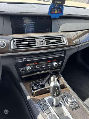 Melns BMW 730 2009 Šauļi, ar dzinēja tilpumu 3.00 L un nobraukumu 325 tūkst. km par 6450 €, foto 8 vietnē AUTOMOTO.COM.LV