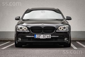 Black BMW 730 2009 in Riga, with an engine capacity of 3.00 L and mileage of 337 thousand km for 10500 €, photo 4 on AUTOMOTO.COM.LV