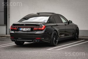 Black BMW 730 2009 in Riga, with an engine capacity of 3.00 L and mileage of 337 thousand km for 10500 €, photo 6 on AUTOMOTO.COM.LV