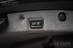 Black BMW 730 2009 in Riga, with an engine capacity of 3.00 L and mileage of 337 thousand km for 10500 €, photo 9 on AUTOMOTO.COM.LV