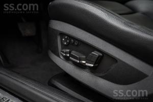 Black BMW 730 2009 in Riga, with an engine capacity of 3.00 L and mileage of 337 thousand km for 10500 €, photo 12 on AUTOMOTO.COM.LV