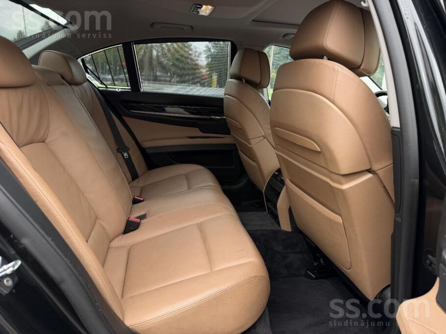 Черный БМВ 730 2009 в Огре, объемом двигателя 3.00 л и пробегом 222 тыс. км за 8990 €, фото 15 на AUTOMOTO.COM.LV