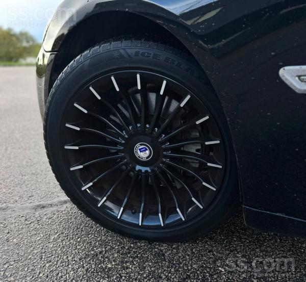 BMW 730 2009 Rīga vietnē Melns BMW 730 2009 Rīga, ar dzinēja tilpumu 3.00 L un nobraukumu 373 tūkst. km par 8200 €, foto 7 vietnē AUTOMOTO.COM.LV