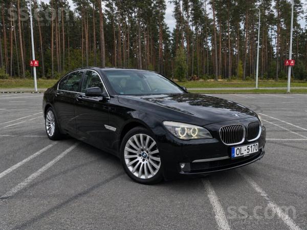 BMW 730 2009 Rīga vietnē Melns BMW 730 2009 Rīga, ar dzinēja tilpumu 3.00 L un nobraukumu 246 tūkst. km par 8800 €, foto 1 vietnē AUTOMOTO.COM.LV